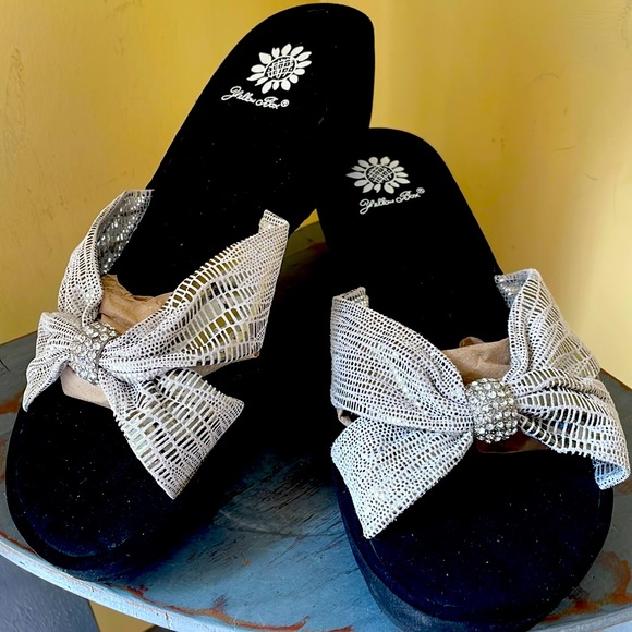 Yellow Box | Shoes | Yellow Box New Womens Sandal In Silver Black With ...